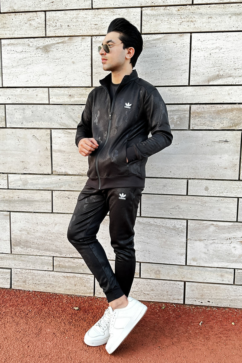 Black 3D Printed Mock Neck Tracksuit – VOLGUN